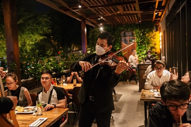 Topping Beef menu có gì đặc biệt? Giá bán và chất lượng ra sao?